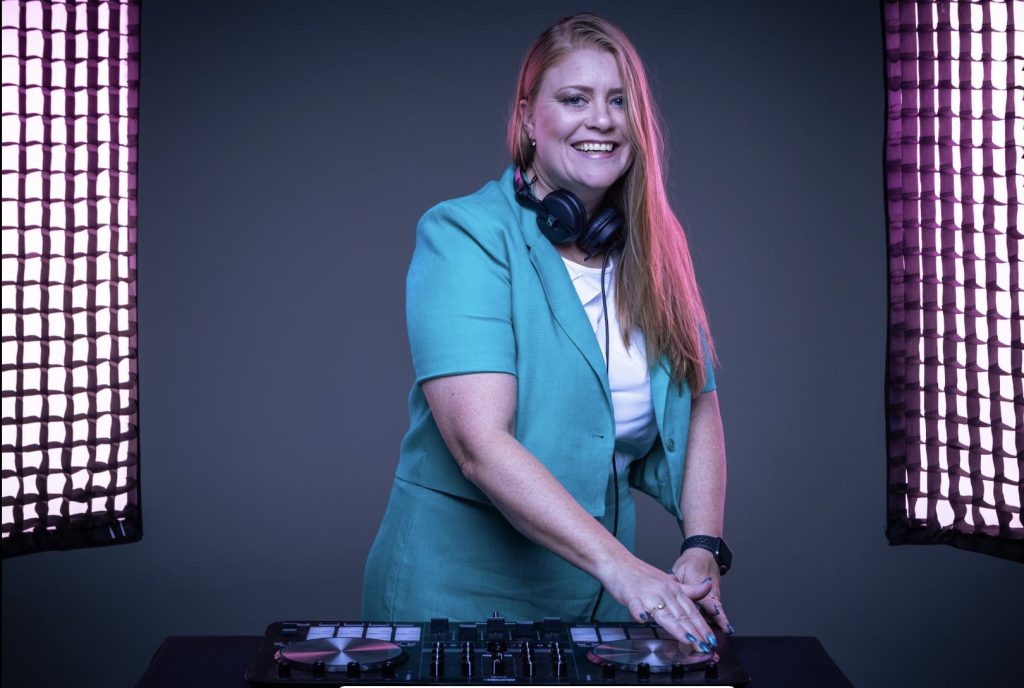 DJ Hire | Female DJs in Australia | Femme Beatz Entertainment